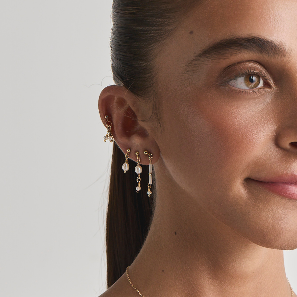 The Mini Perla Earrings | Women's Gold Earrings - Elvis et Moi